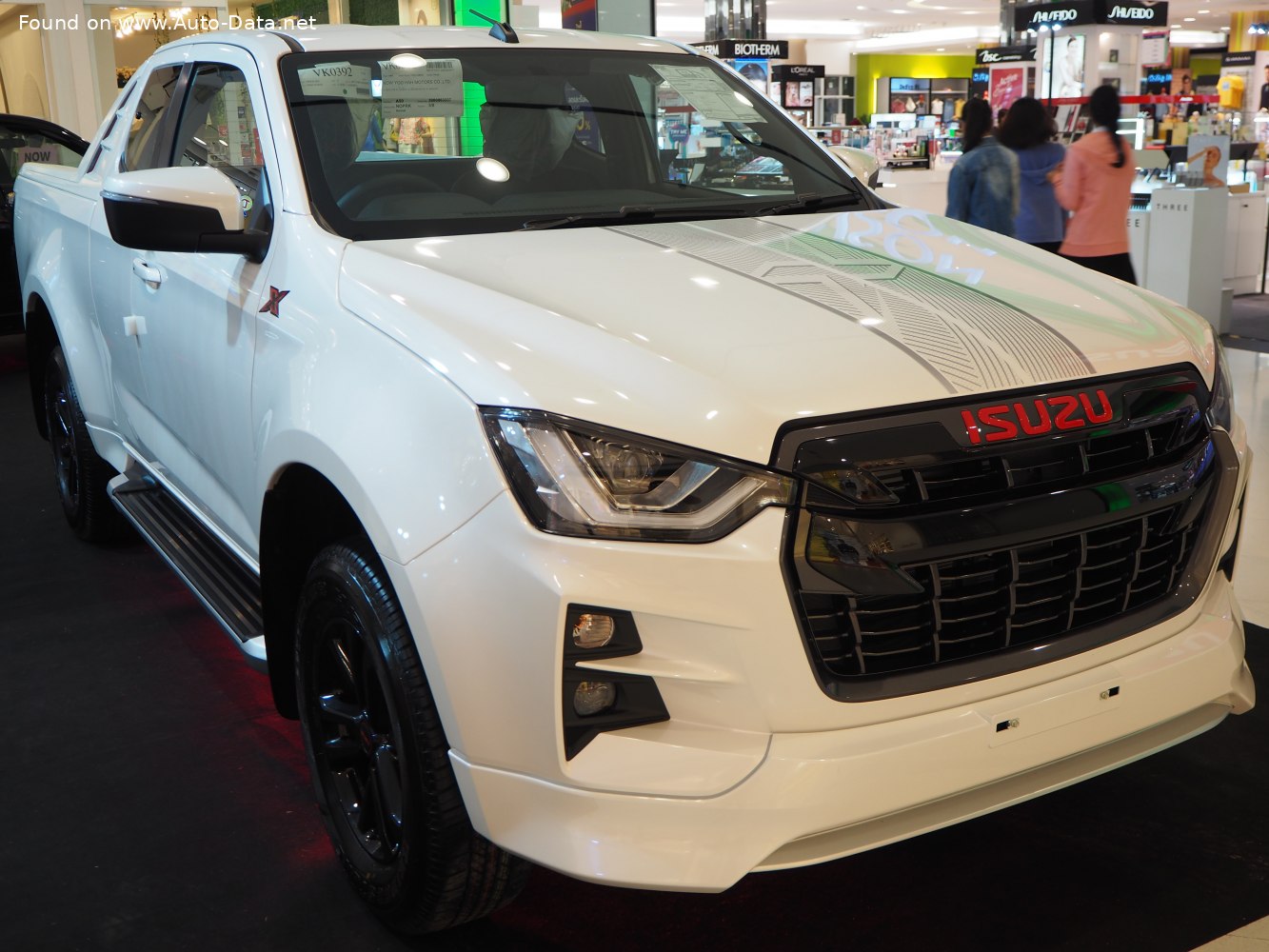 2020 Isuzu D-Max III Space Cab | Technical Specs, Fuel consumption, Dimensions