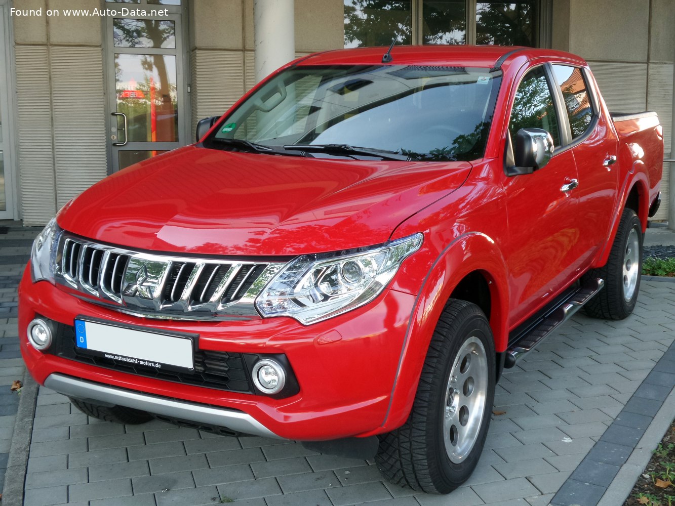 2015 Mitsubishi L200 V Double Cab Technical Specs Fuel Consumption