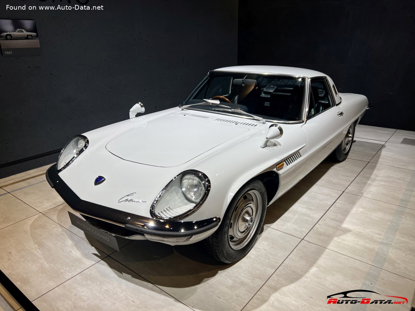 1967 Mazda Cosmo (L10A) 1.0 Wankel (110 PS) | Technische Daten, Verbrauch, Spezifikationen, Maße