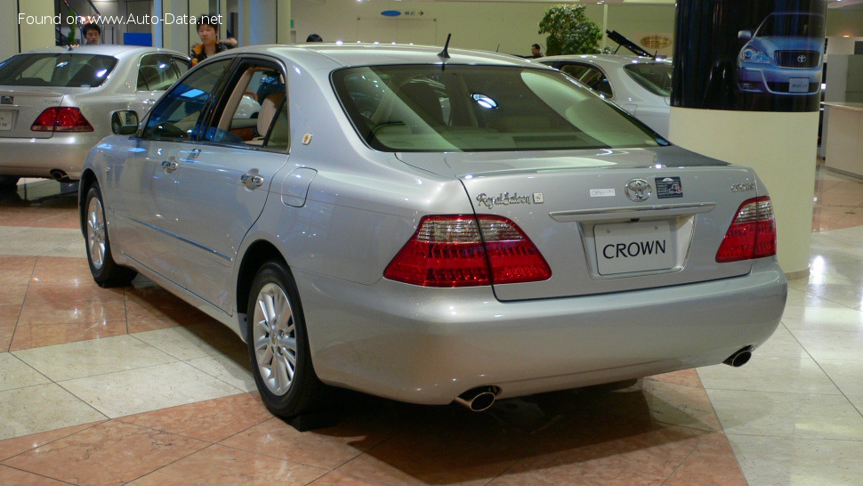 Images of: Toyota Crown Royal XII (S180, facelift 2005) - 2005 | 2/2